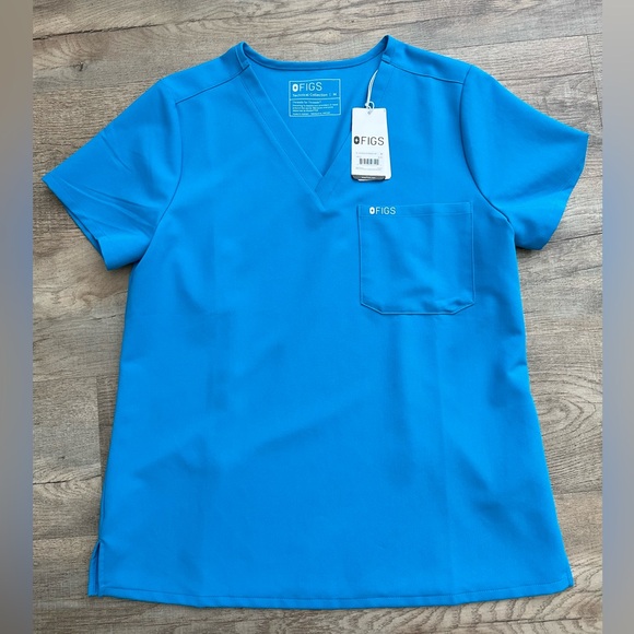 Figs | Tops | Nwt Figs Extreme Blue Catarina One Pocket Scrub Top ...